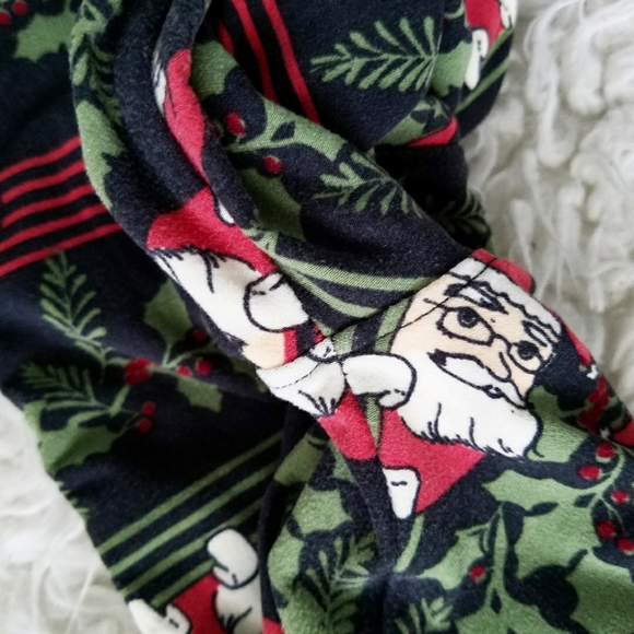 LuLaRoe | Pants & Jumpsuits | Lularoe Christmas Santa Holly Leggings ...